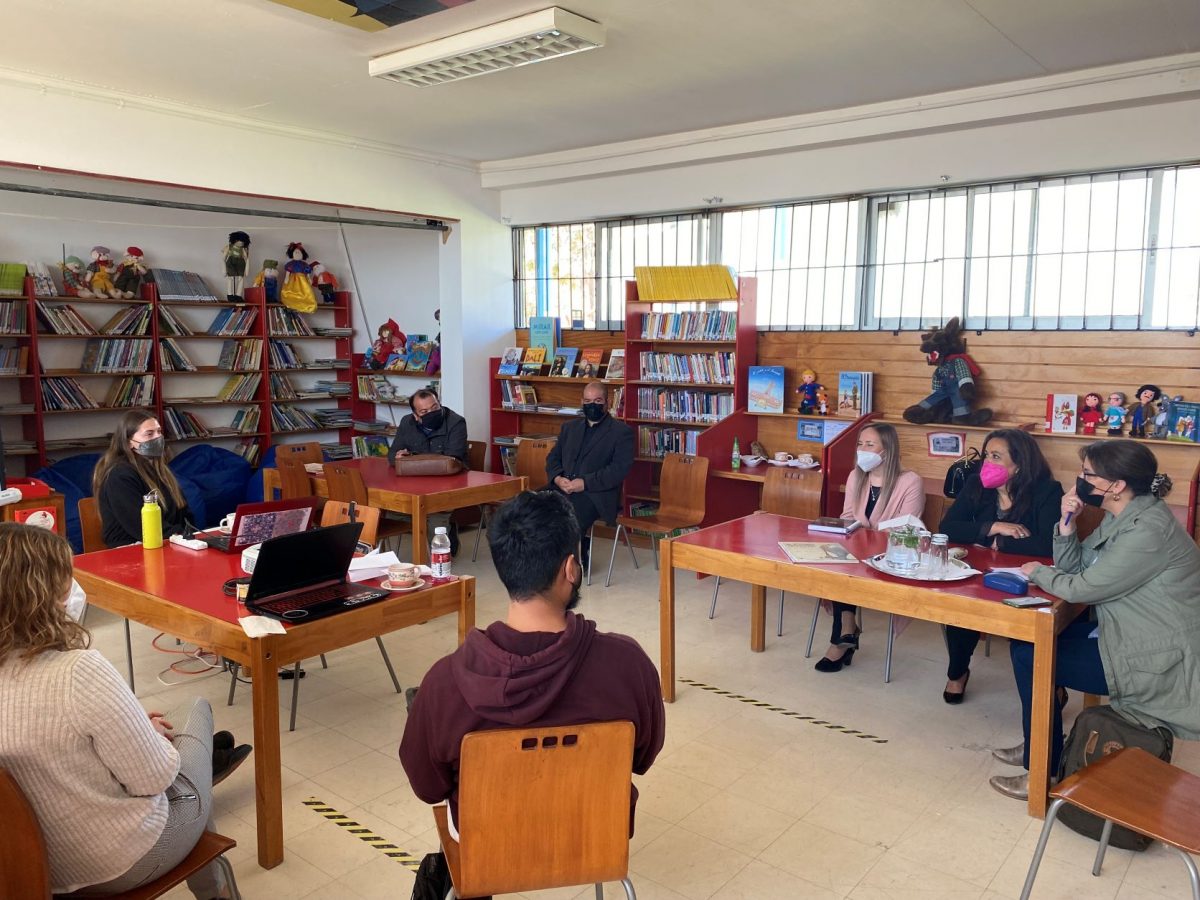 Presentan innovador proyecto cultural en Escuela Manuel de Salas - SLEP Puerto Cordillera